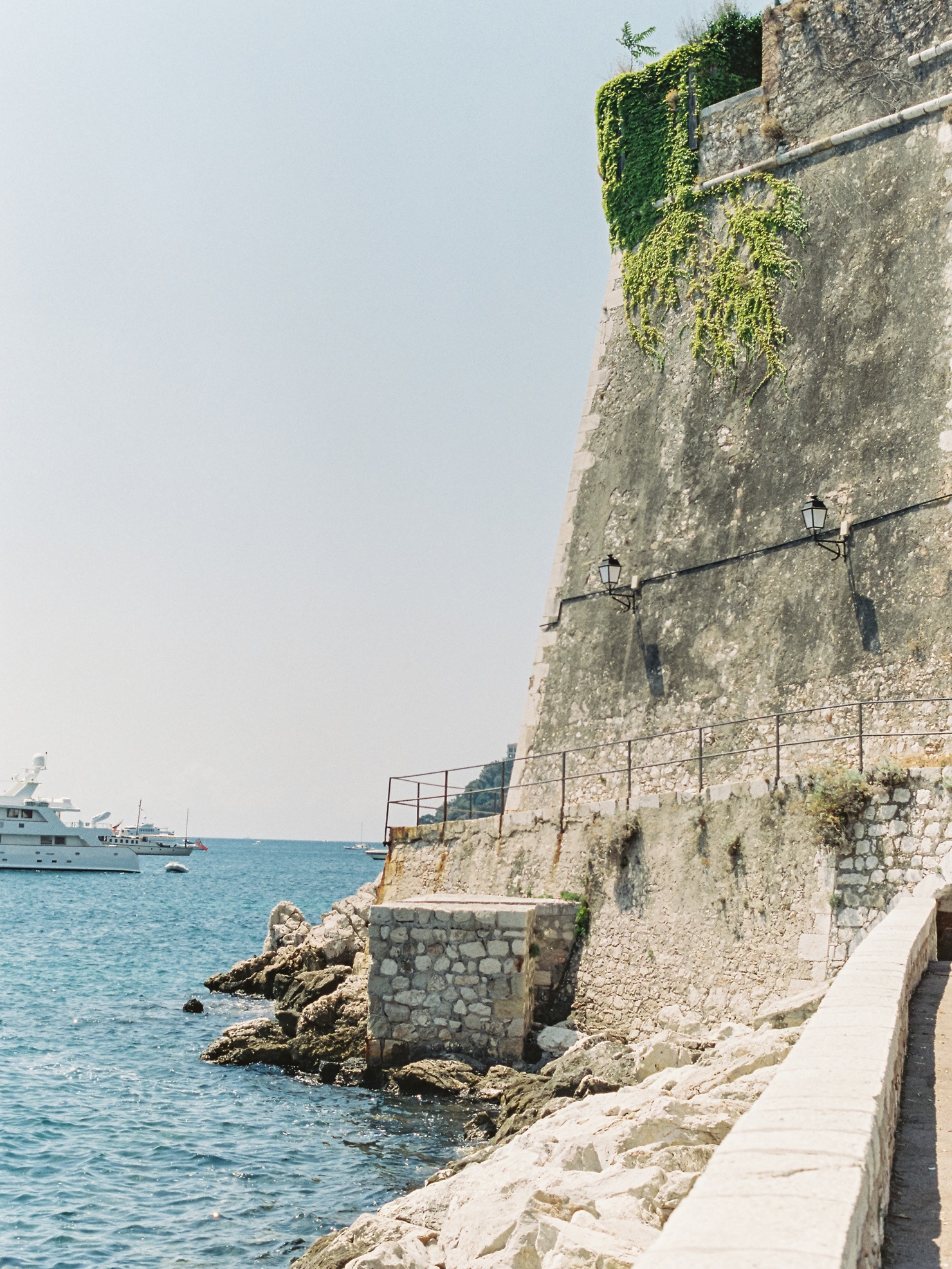 French Riviera Travel Guide + Photo Journal - laurenfairphotographyblog.com