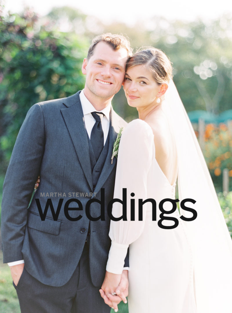 Samantha + Cody \\ An Effortlessly Chic Beach Plum Farm Wedding ...